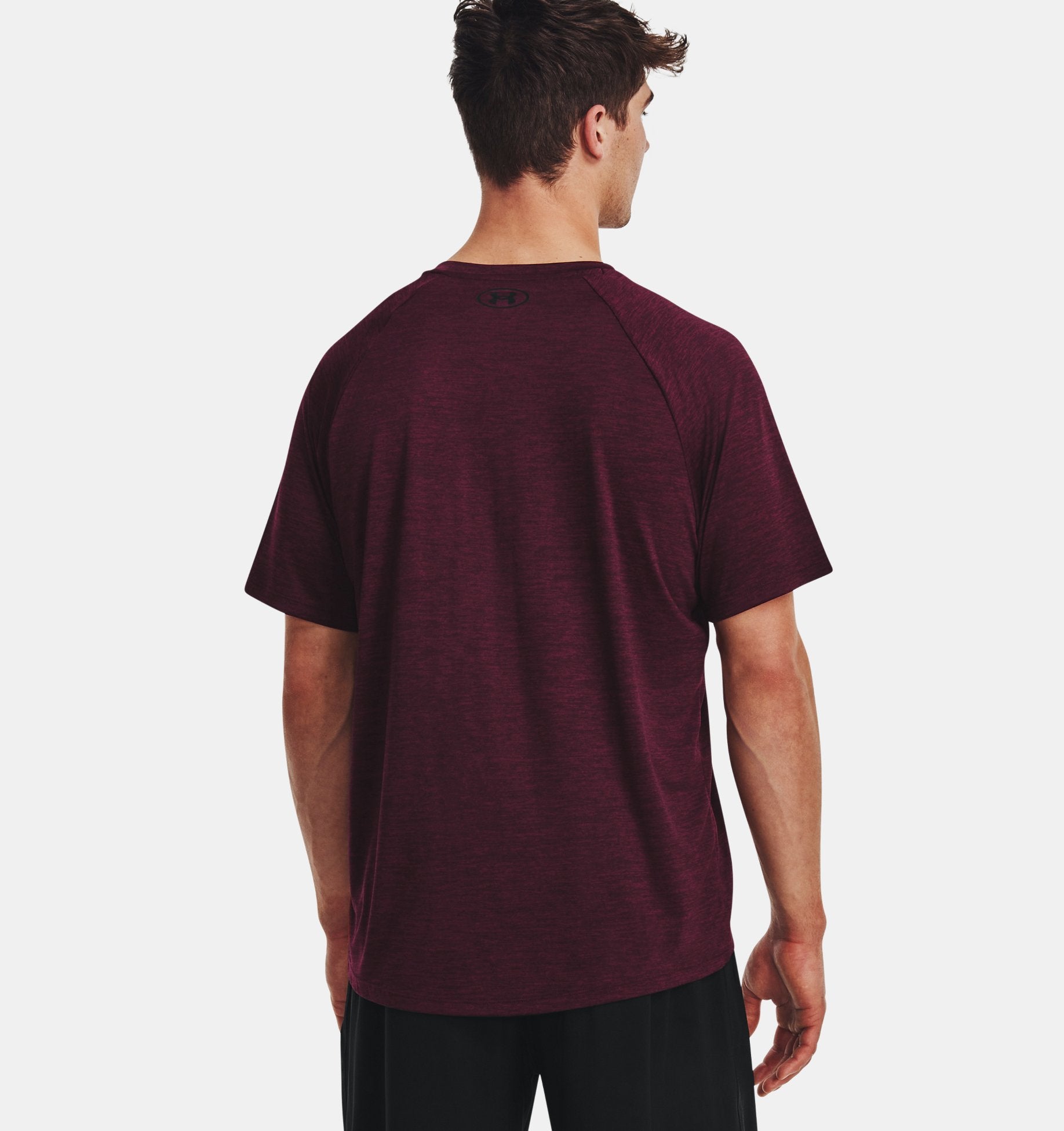 Under armour maroon t shirt store